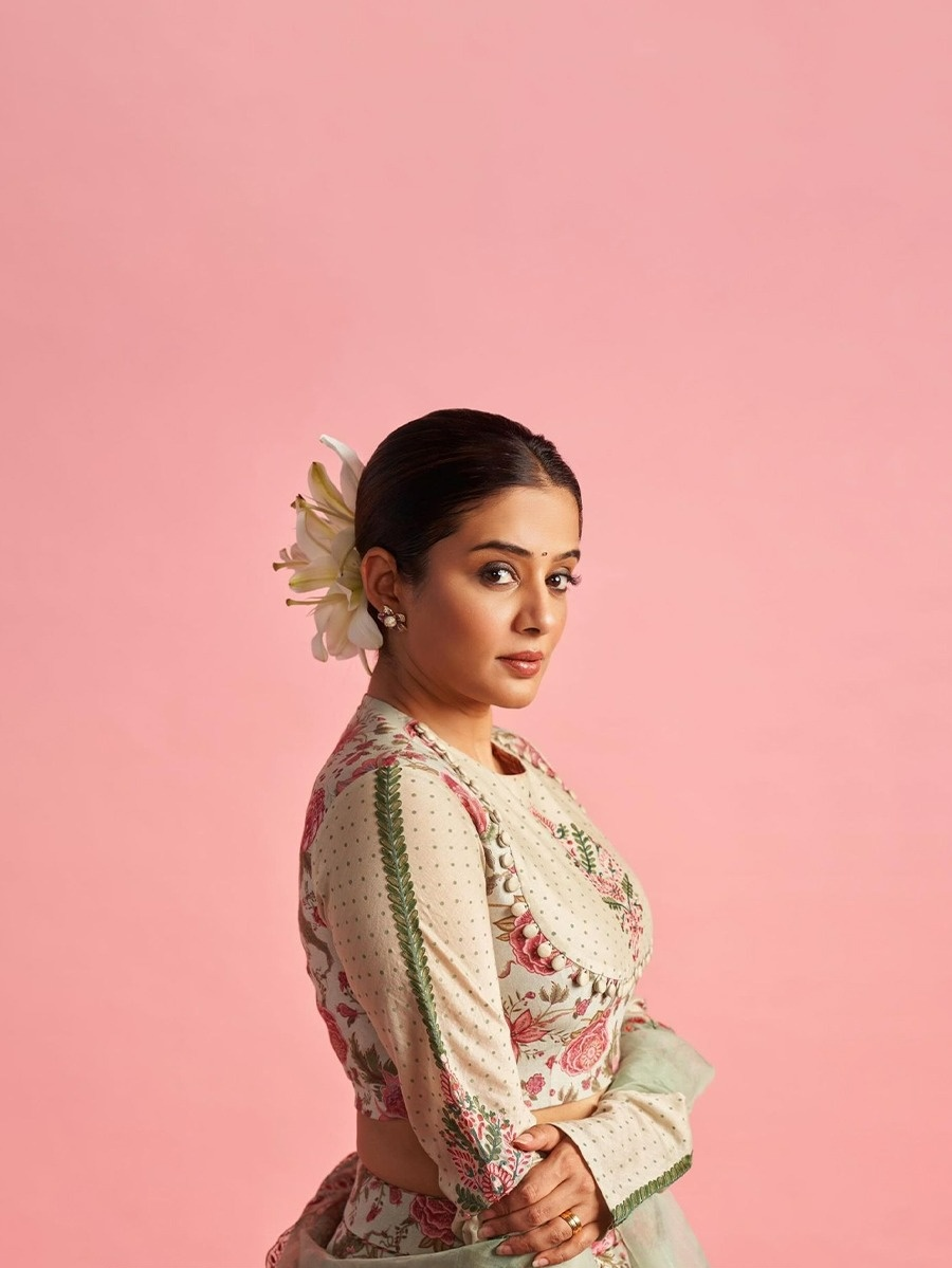 तू रुपवती सौंदर्याची खाण